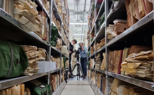 Die Spioninnen - Im Auftrag der DDR - Christel Guillaume | Jetzt aufnehmen!