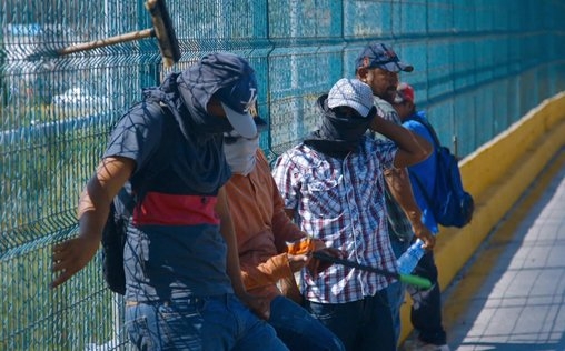 Border Force USA - Rost und altes Gras | Jetzt aufnehmen!